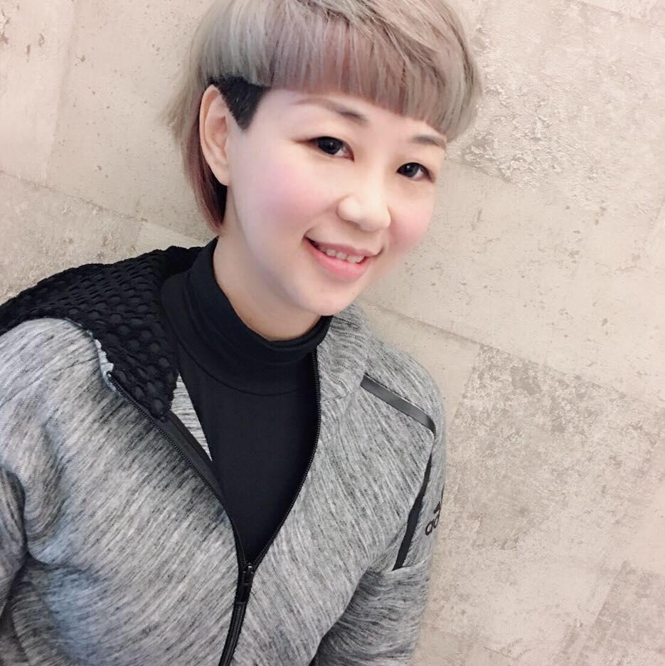 Vicky Yang - 克洛斯時尚造型 | StyleMap美配