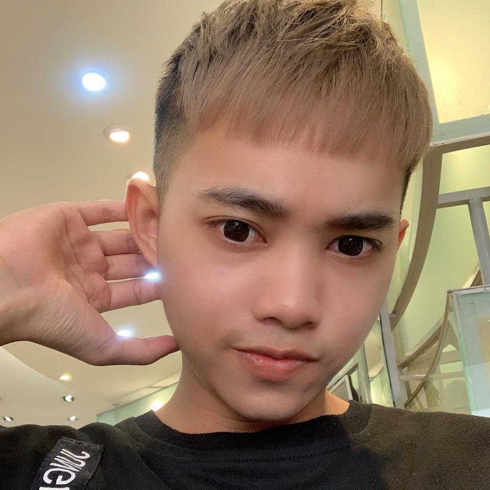 Eri 嚴宏 - E3 hair salon 旗艦店 | StyleMap美配