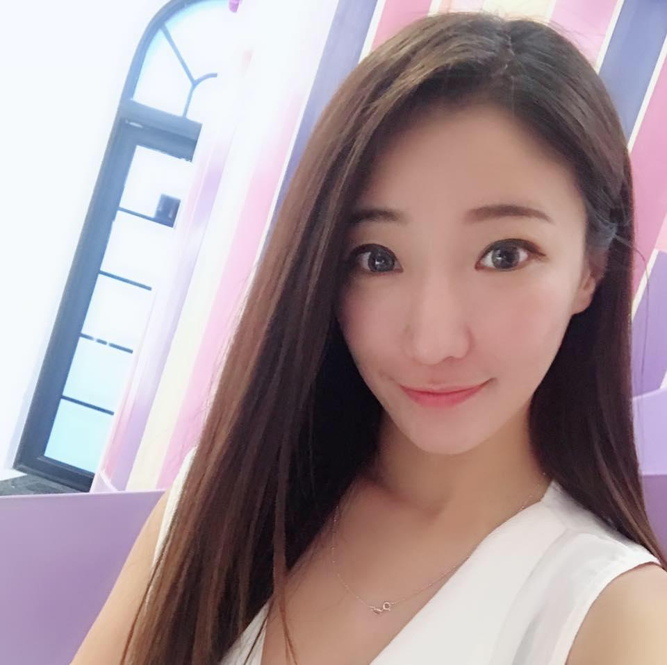 Eva Huang - 髮 參角 Triangle Hair styling Workshop（林森店） | StyleMap美配